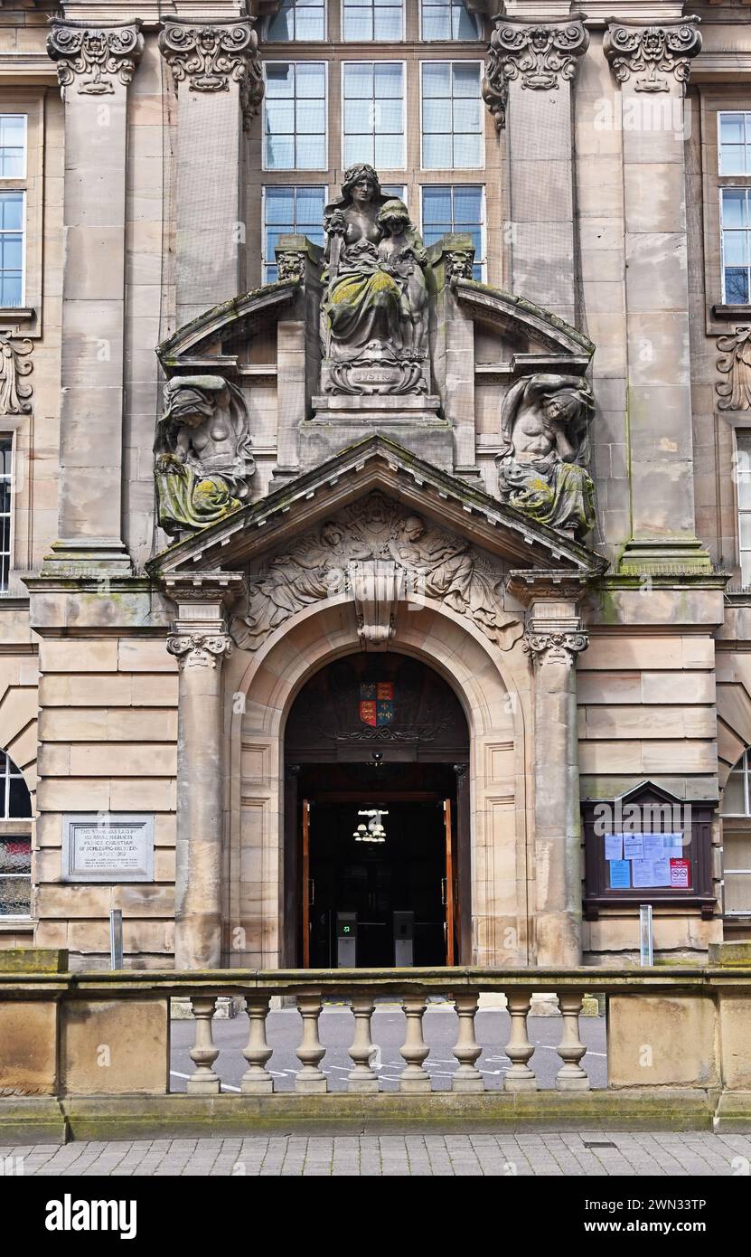 The Town Hall, Lichfield Street, Walsall, West Midlands, England ...