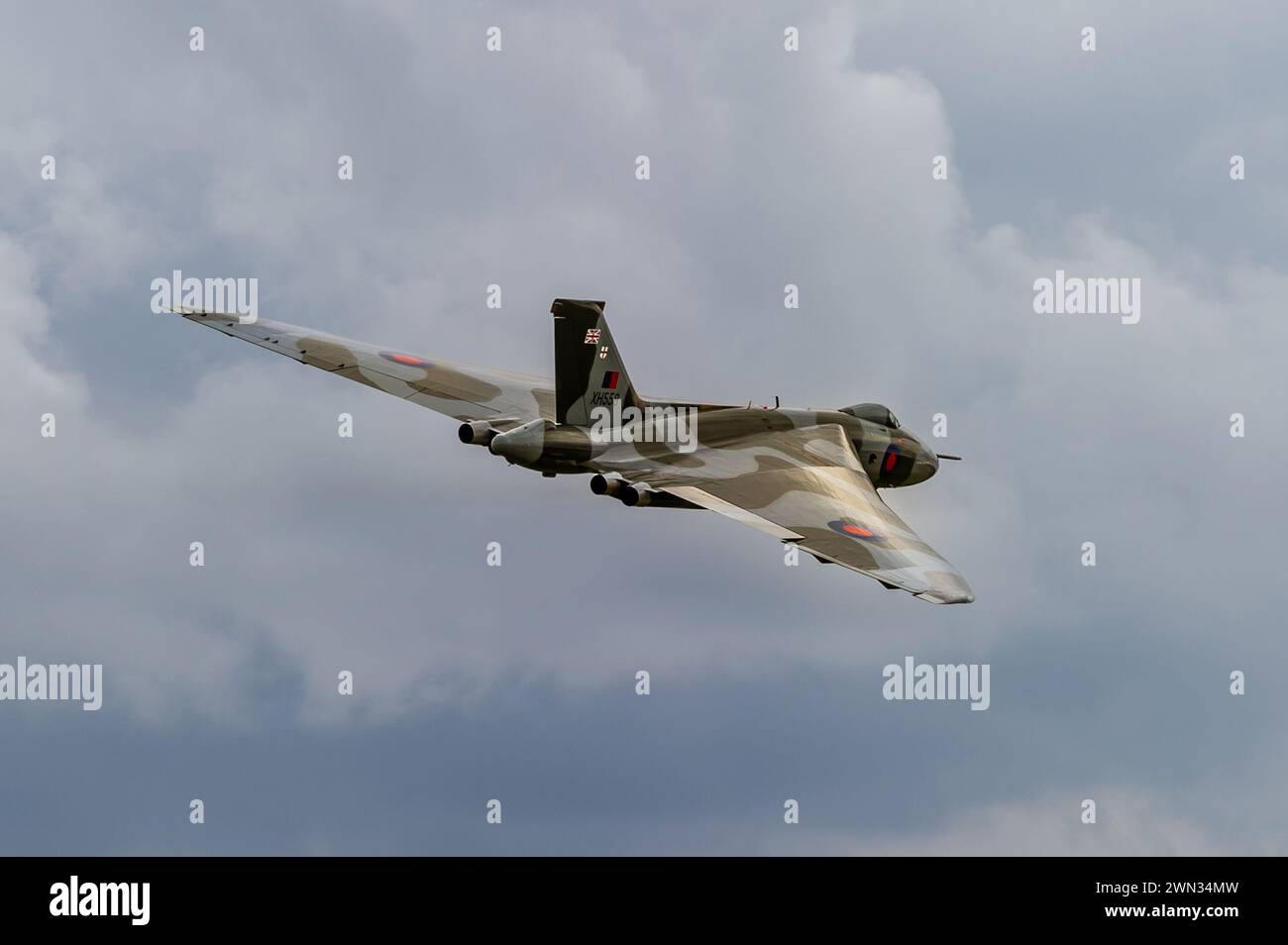 Vulcan to the sky club hi-res stock photography and images - Alamy