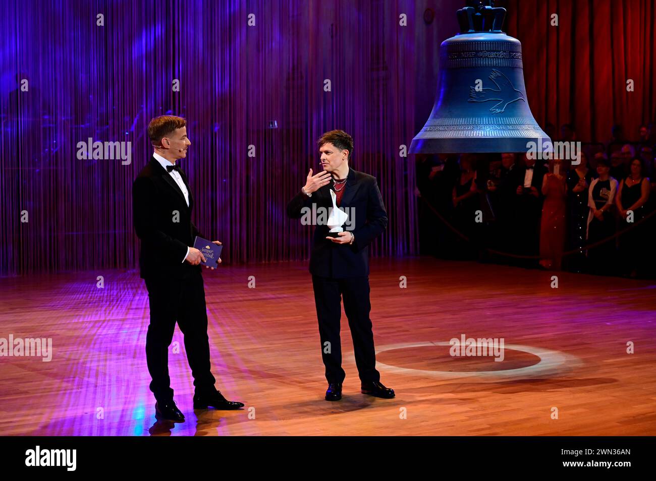 Tom Wlaschiha und Michael Patrick Kelly beim 16. SemperOpernball 2024 ...