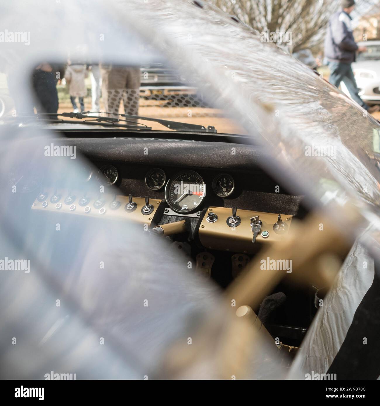 Ford gt40 rev counter hi-res stock photography and images - Alamy