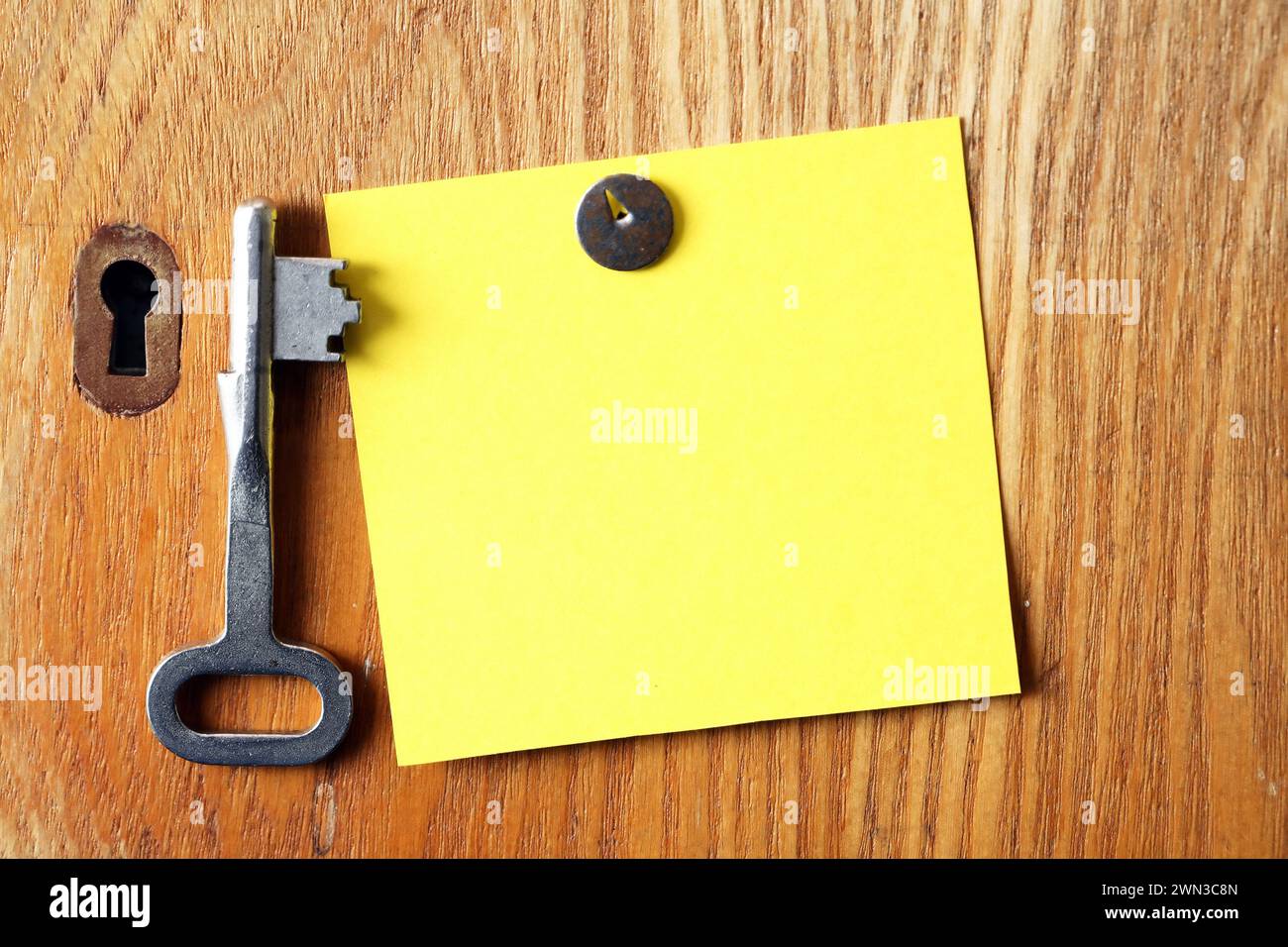 Blank writing paper hi-res stock photography and images - Alamy