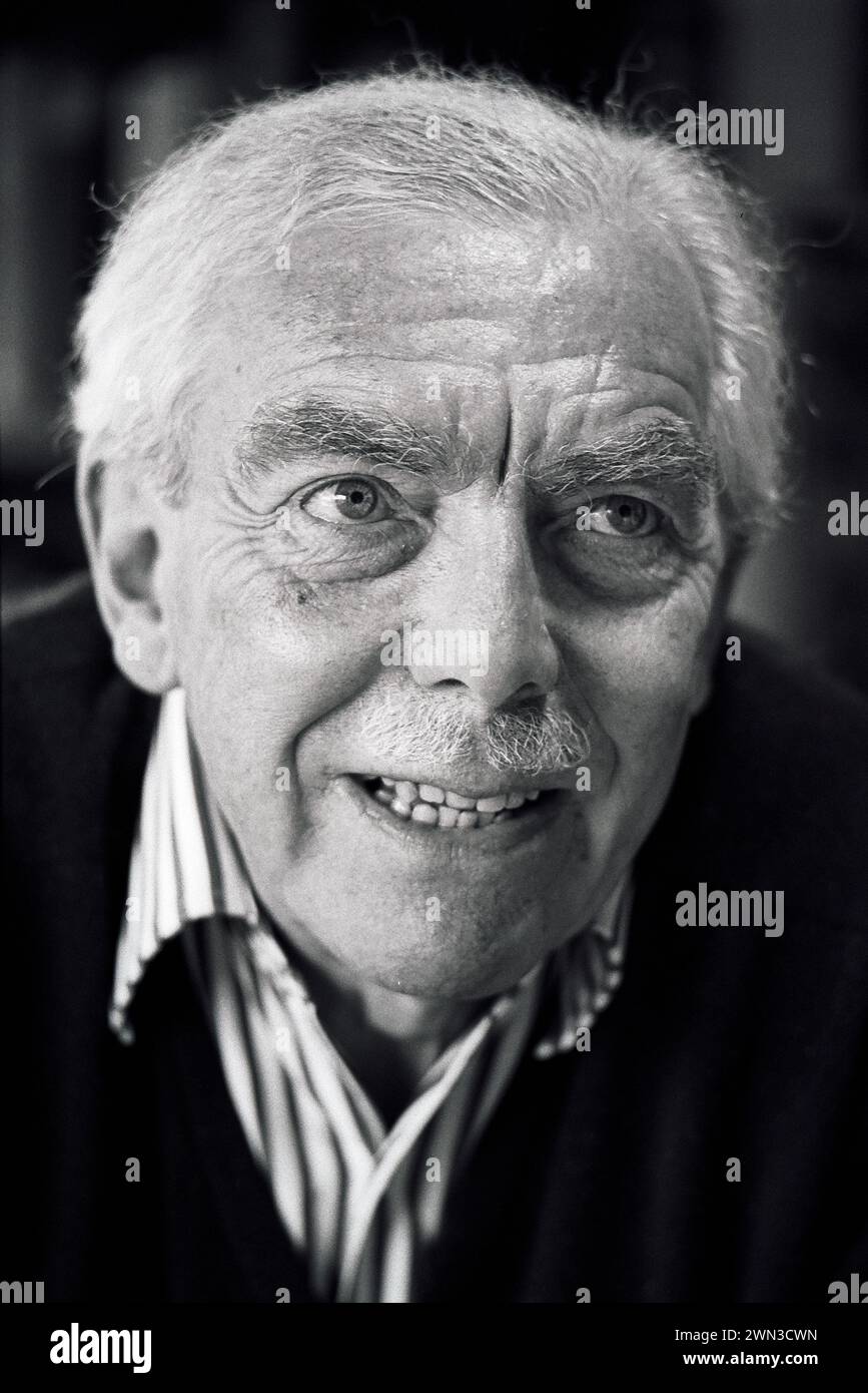 Frank muir hi-res stock photography and images - Alamy