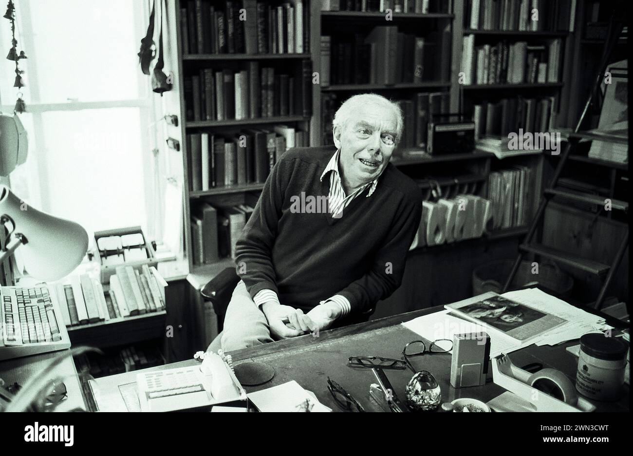 Frank muir hi-res stock photography and images - Alamy