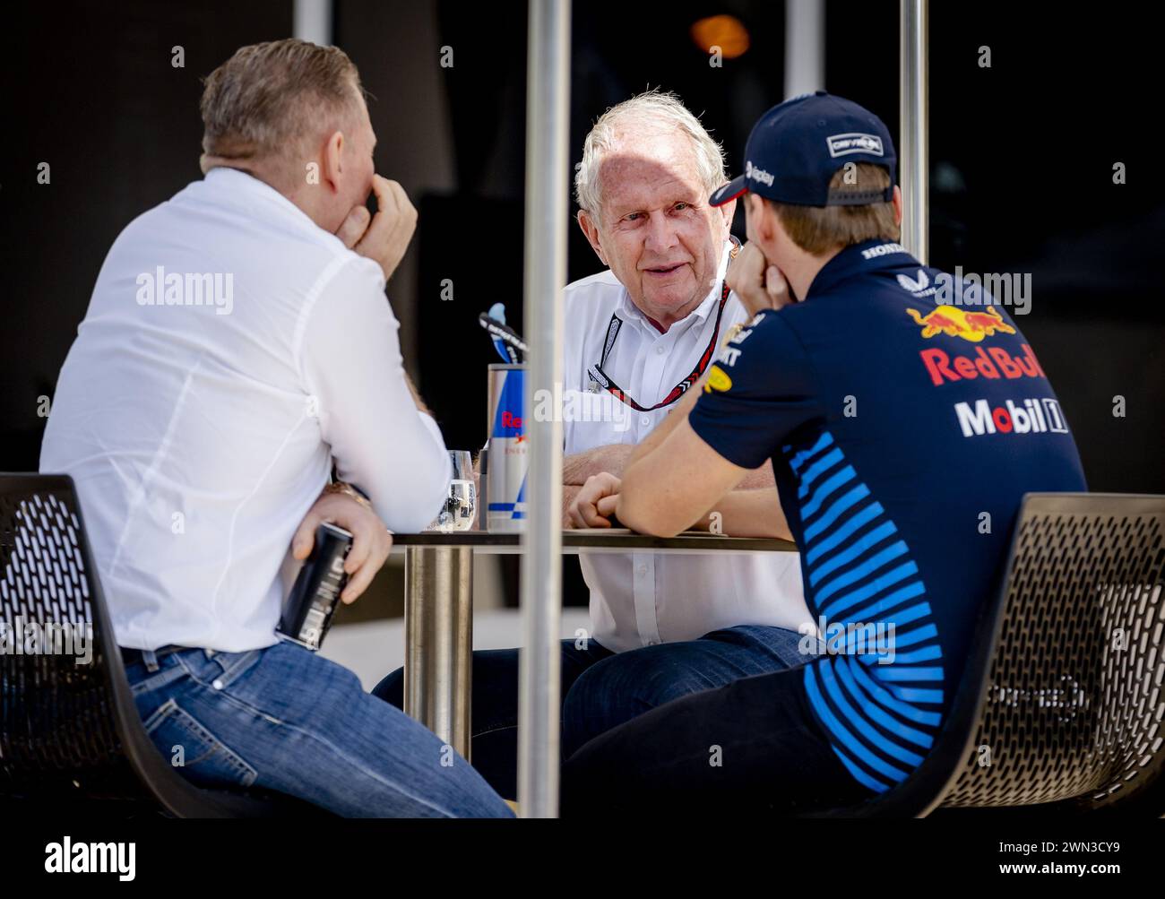 BAHRAIN - Jos Verstappen, Helmut Marko and Max Verstappen (Red Bull ...