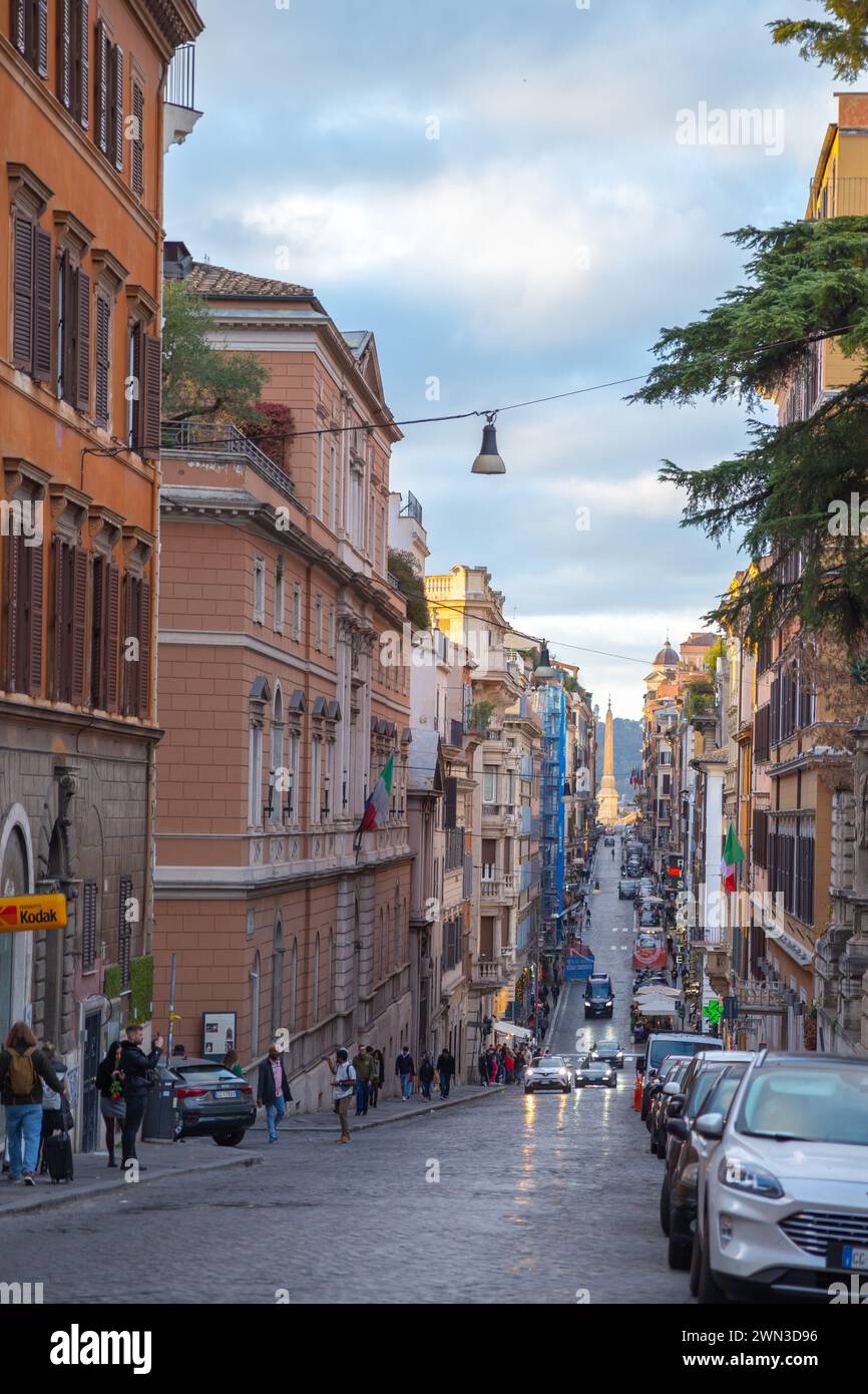 Obelisk old hi-res stock photography and images - Alamy