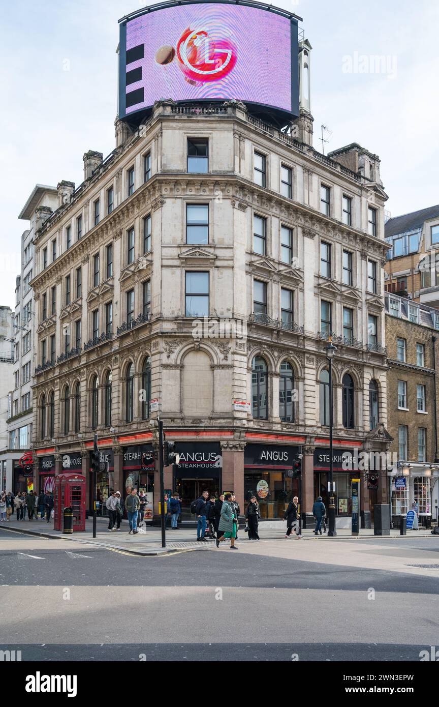 Coventry House London 3 Bedroom Property For Sale On London Road,