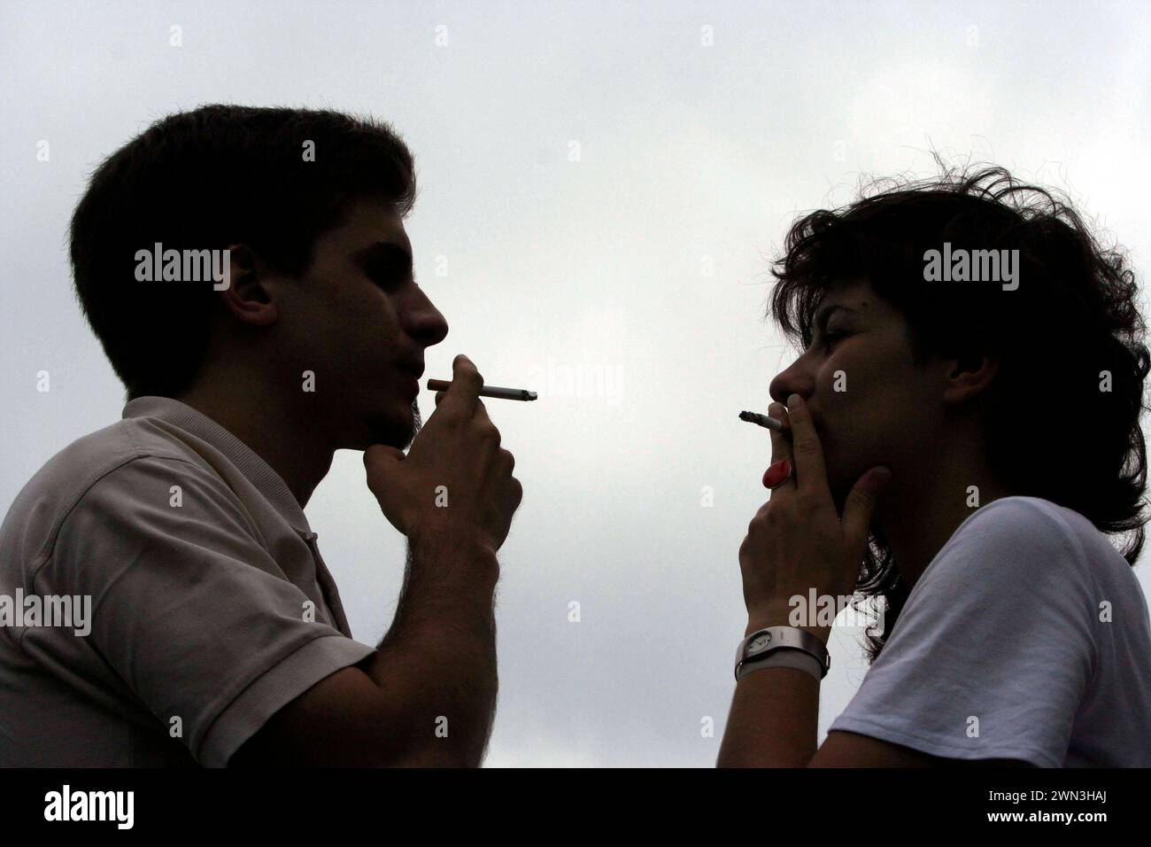 social smoker, smoking at social events in the presence of other people ...