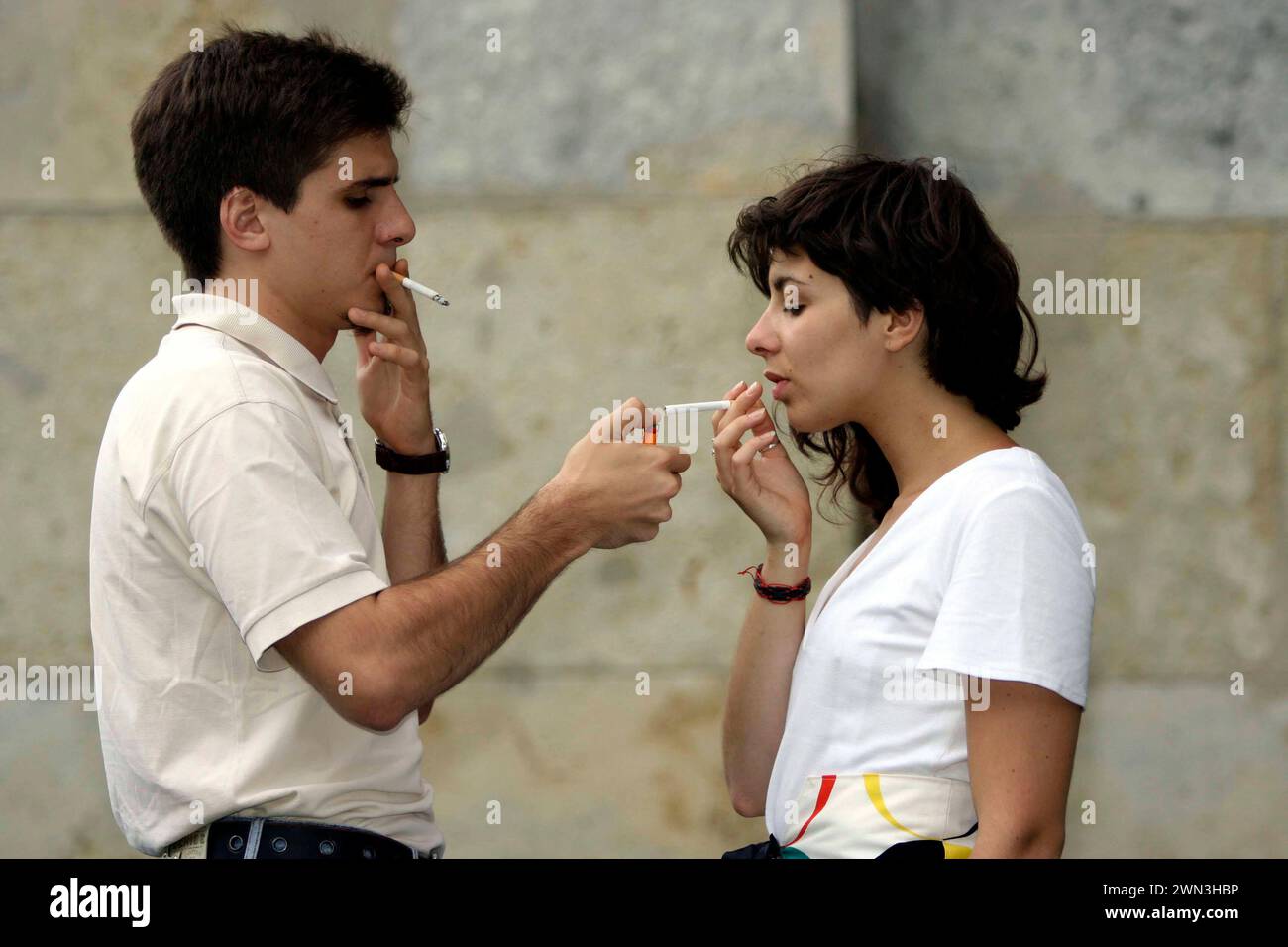 Group of people addicted to drugs hi-res stock photography and images ...