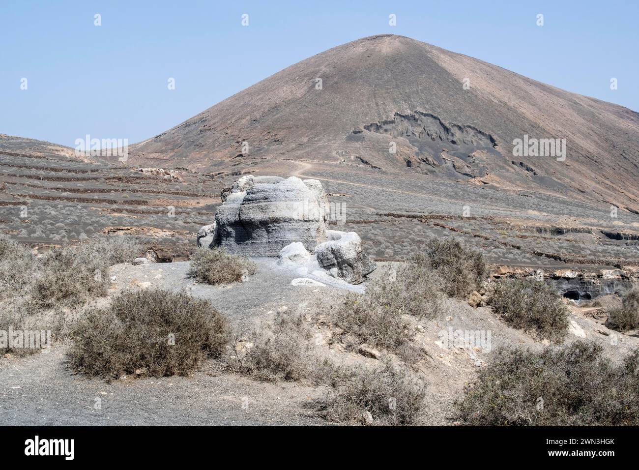 Rock stratified and erosion hi-res stock photography and images - Alamy