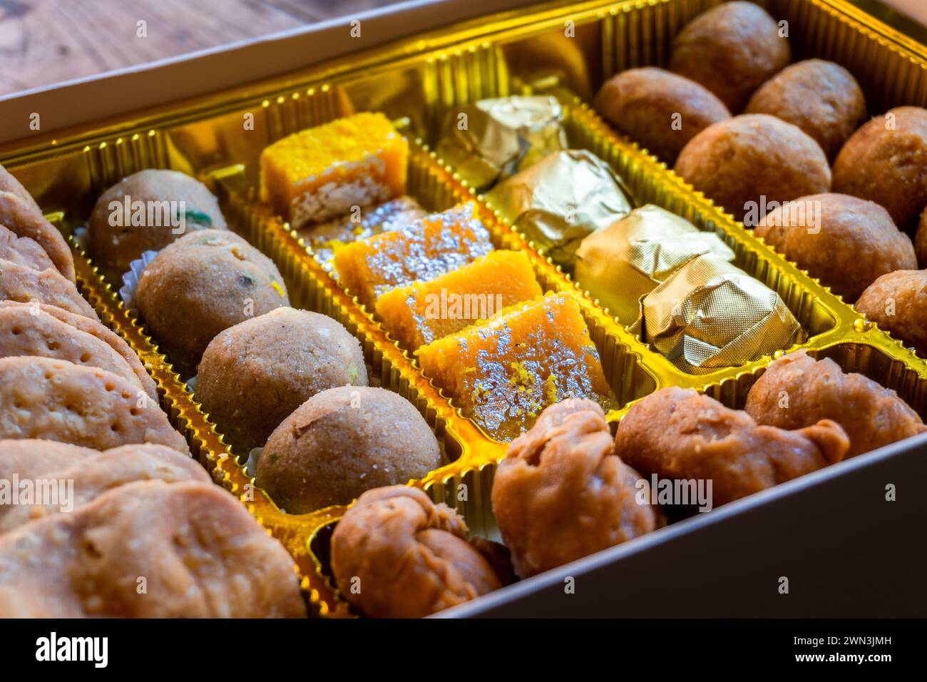 Assorted indian sweets hi-res stock photography and images - Alamy
