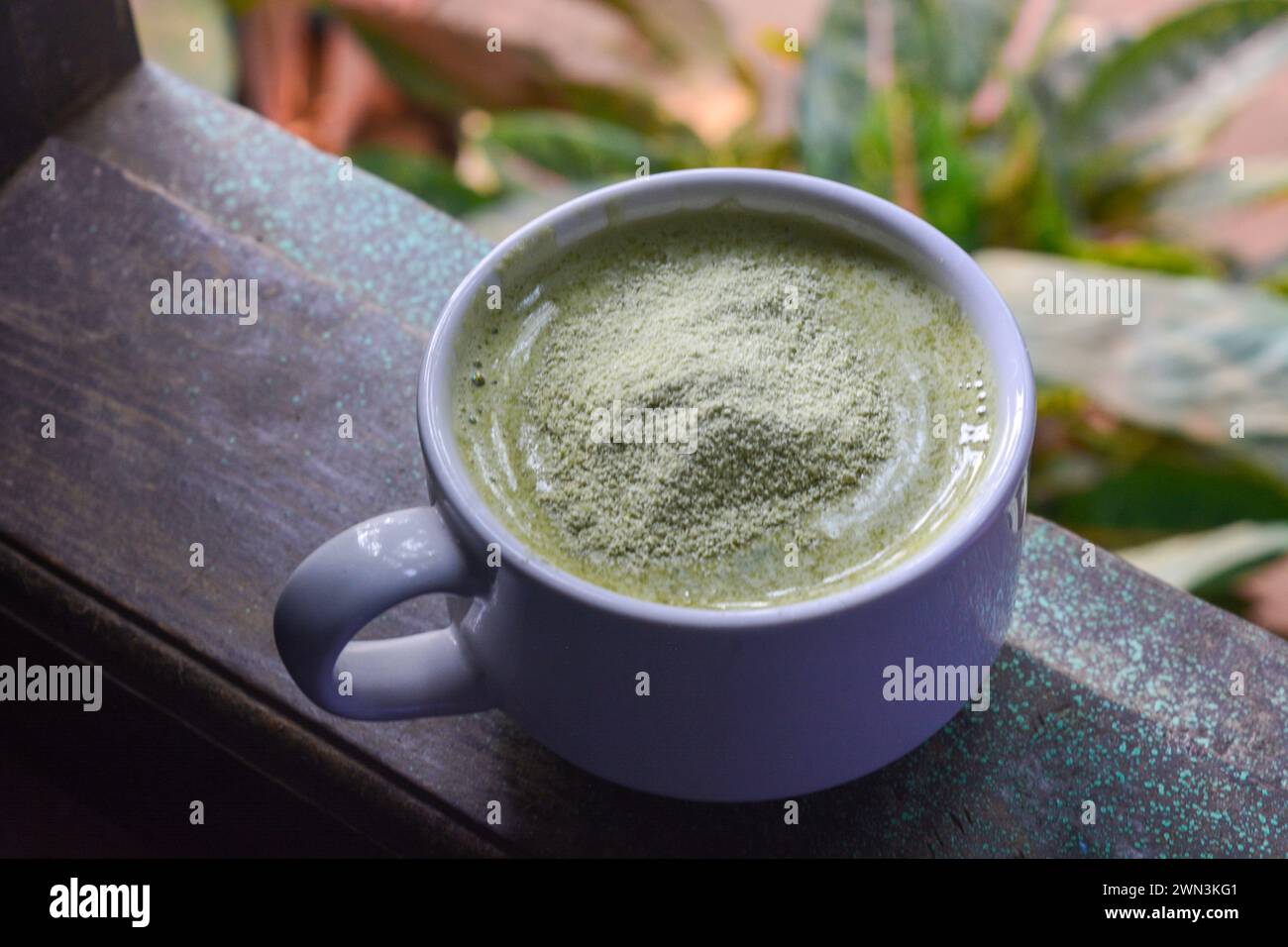 Close up milky tea drink hi-res stock photography and images - Alamy