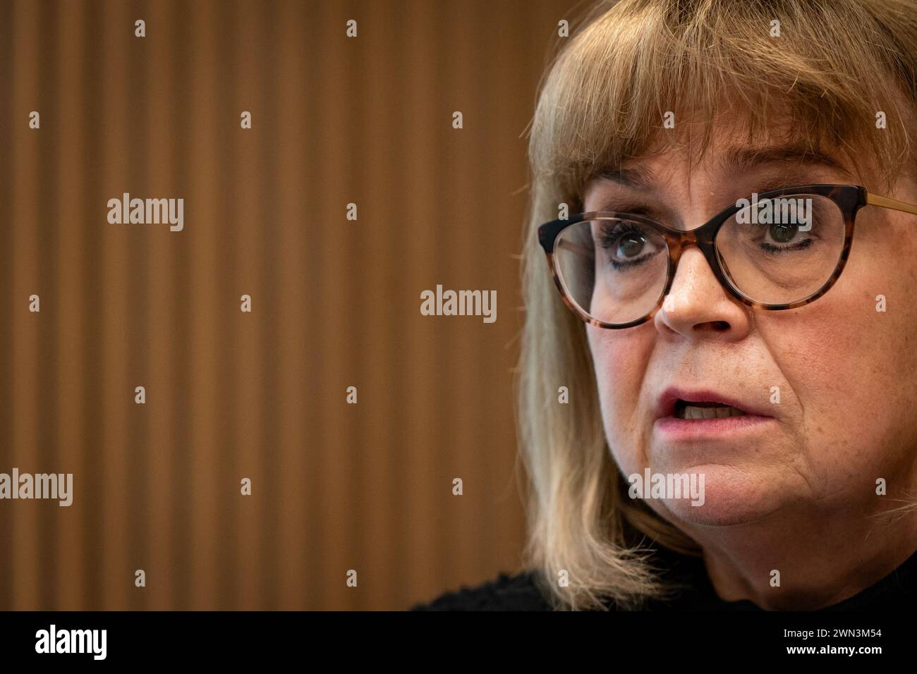 Lady elish angiolini hi-res stock photography and images - Alamy