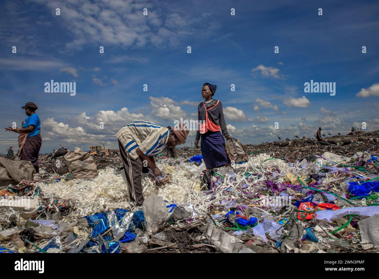 Nairobi, KENYA. 28th Feb, 2024. Waste collectors scavenge for ...
