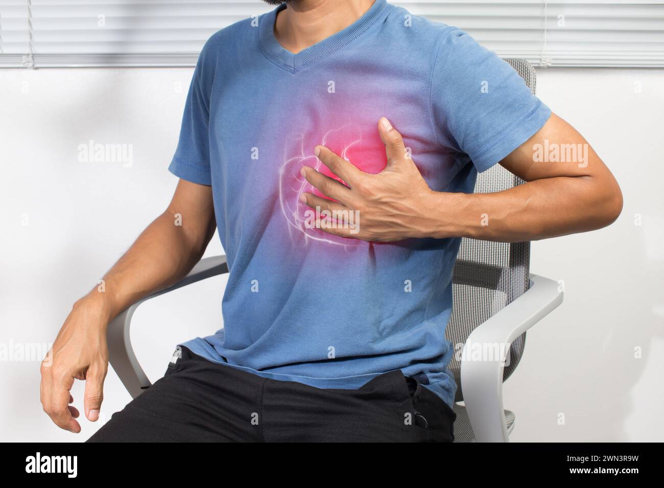 An Asian man has chest tightness due to a heart attack. Coronary artery ...