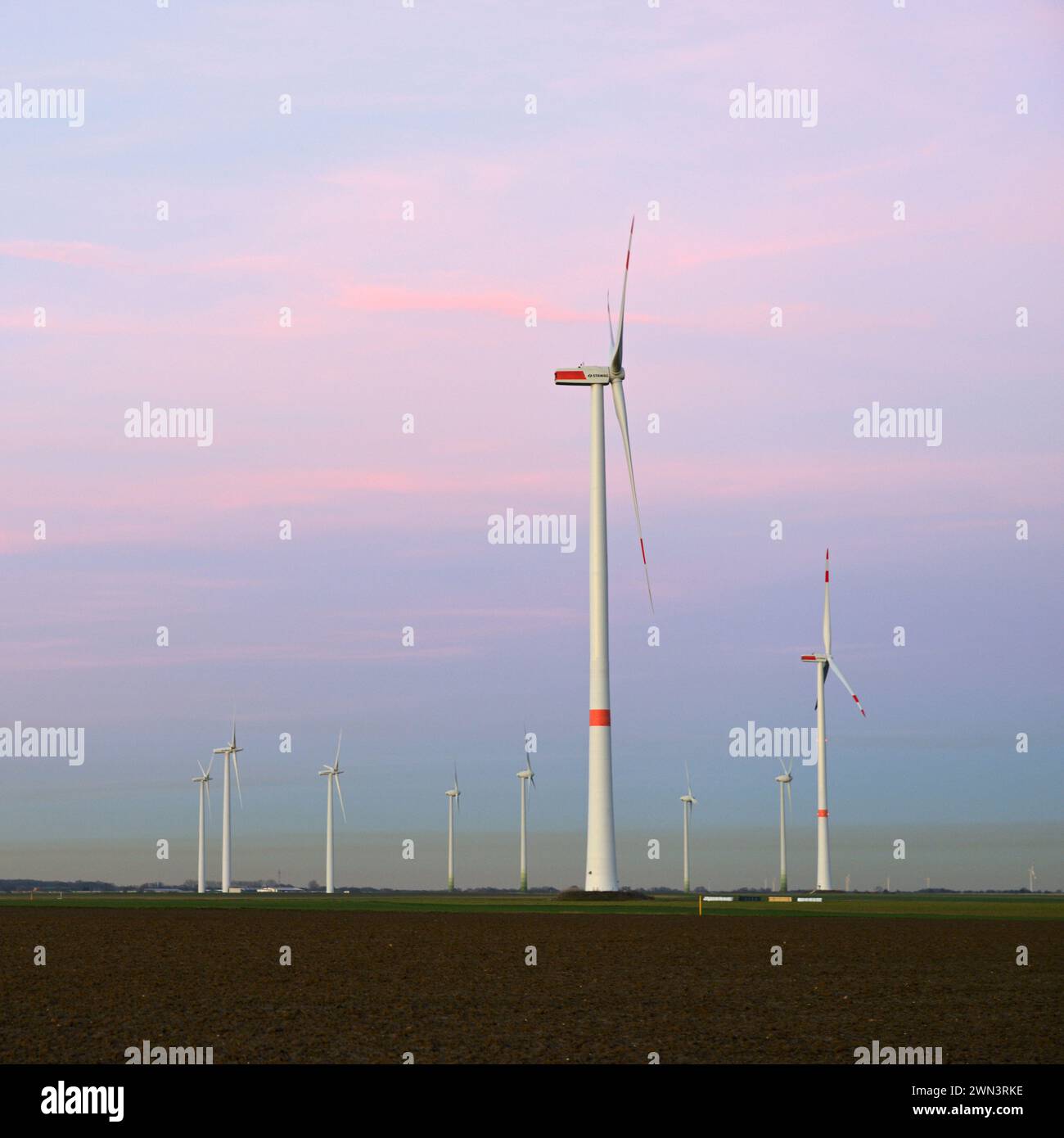 Wind turbines, park of wind turbines, windpark, windmills, wind power ...