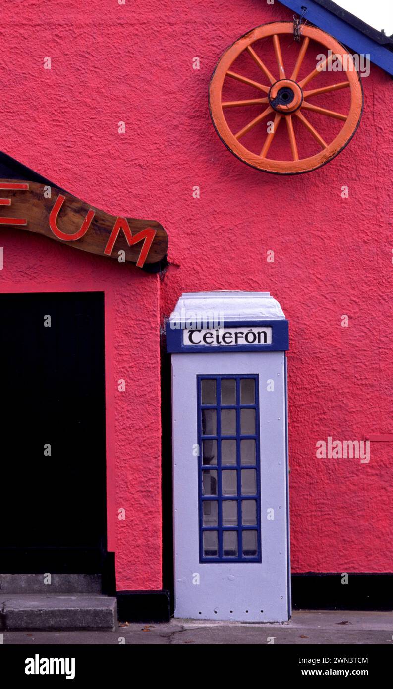 Irish Telephone Box, Dingle Peninsula, County Kerry, Ireland Stock ...