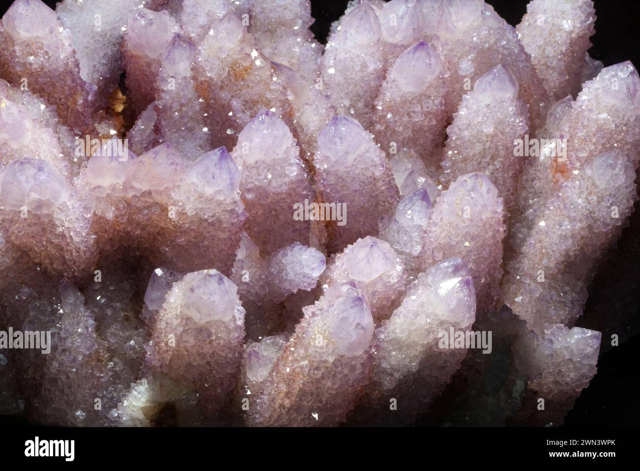 Amethyst texture hi-res stock photography and images - Alamy
