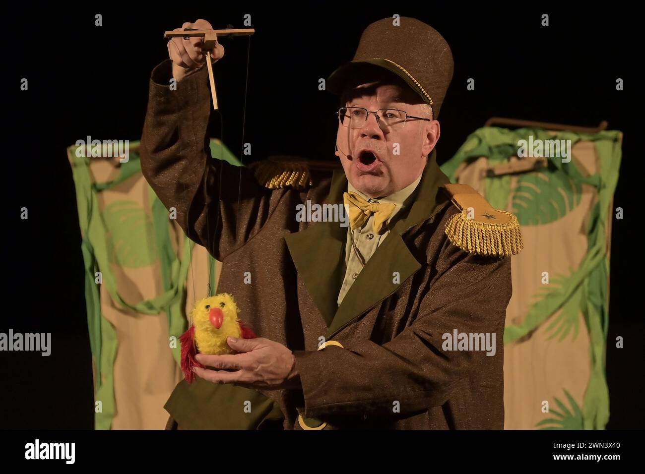 American puppeteer performs with puppets during Tripura International ...