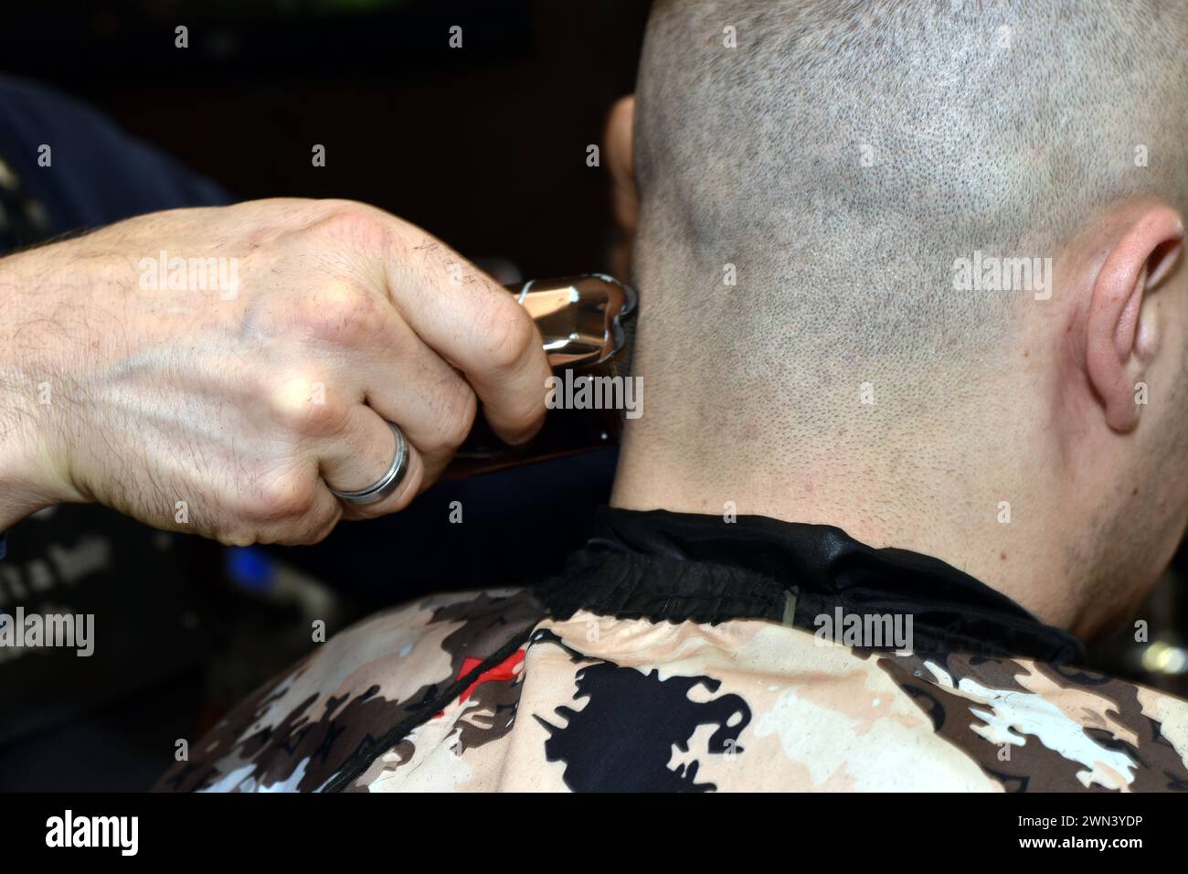 Close up male hairdresser hi-res stock photography and images - Alamy