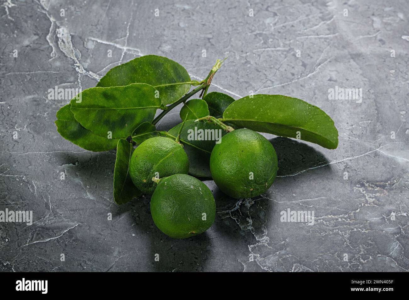 Fresh juicy ripe green sour lime Stock Photo - Alamy