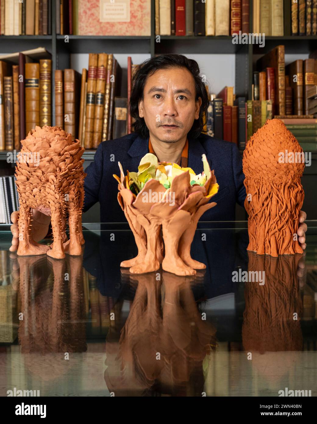 Terracotta jointed hi-res stock photography and images - Alamy