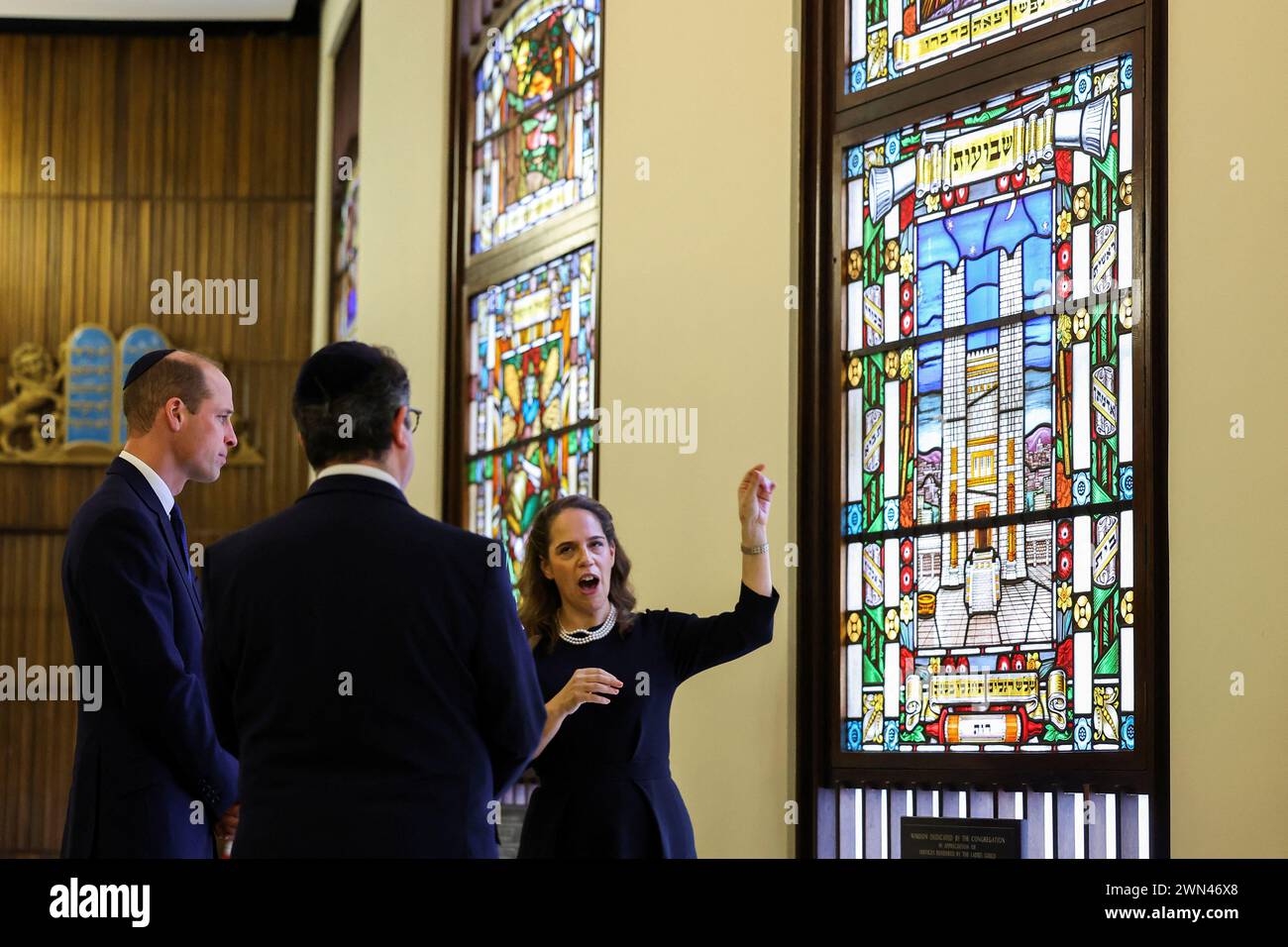 Rabbi Daniel Epstein and his wife Ilana show the Prince of Wales ...