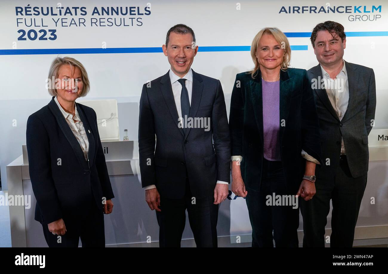 From left to, CEO of Air France Anne Rigail, Air France-KLM group CEO ...