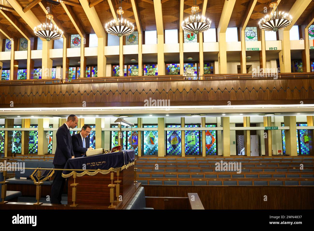 Rabbi Daniel Epstein shows the Prince of Wales a 17th-century Torah ...
