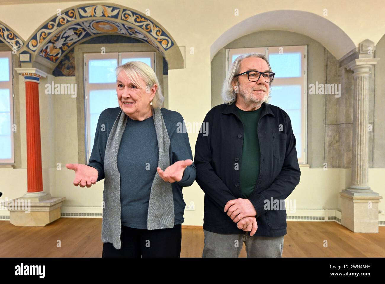 Erfurt, Germany. 29th Feb, 2024. Ute and Werner Mahler lead a press ...