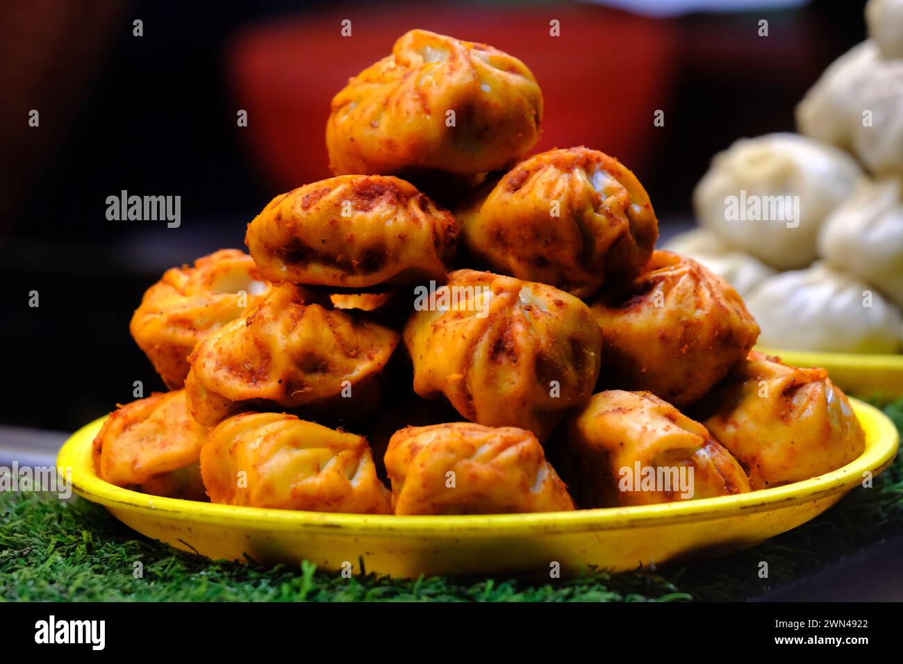 Indore Sarafa Bazaar, India’s Midnight Food capital of Madhya Pradesh ...