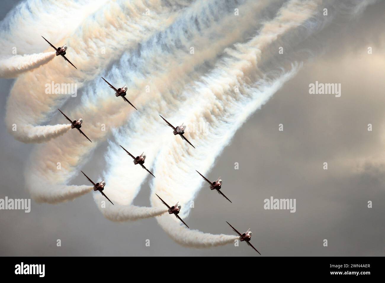 11 red arrows hi-res stock photography and images - Alamy