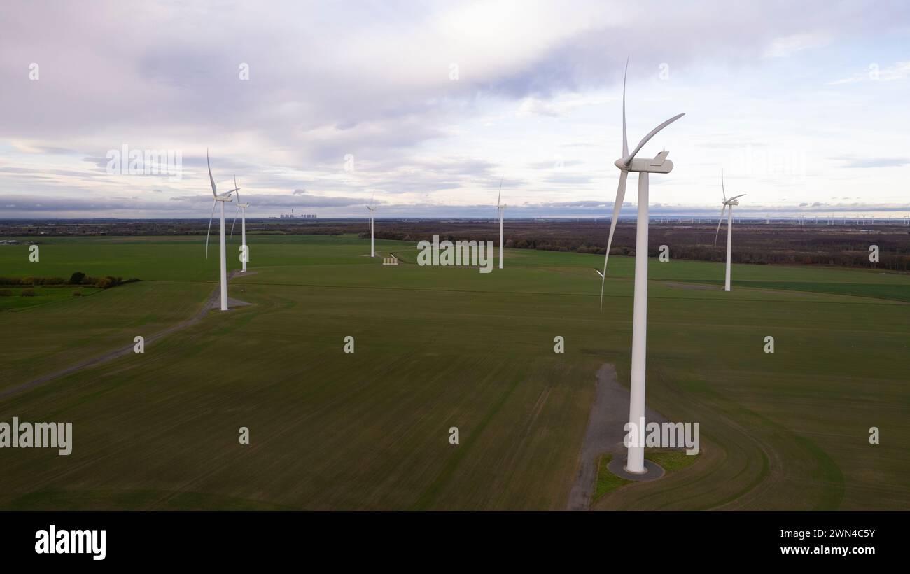 17/11/21 Tween Bridge wind farm, also known as Tween Bridge Moor ...