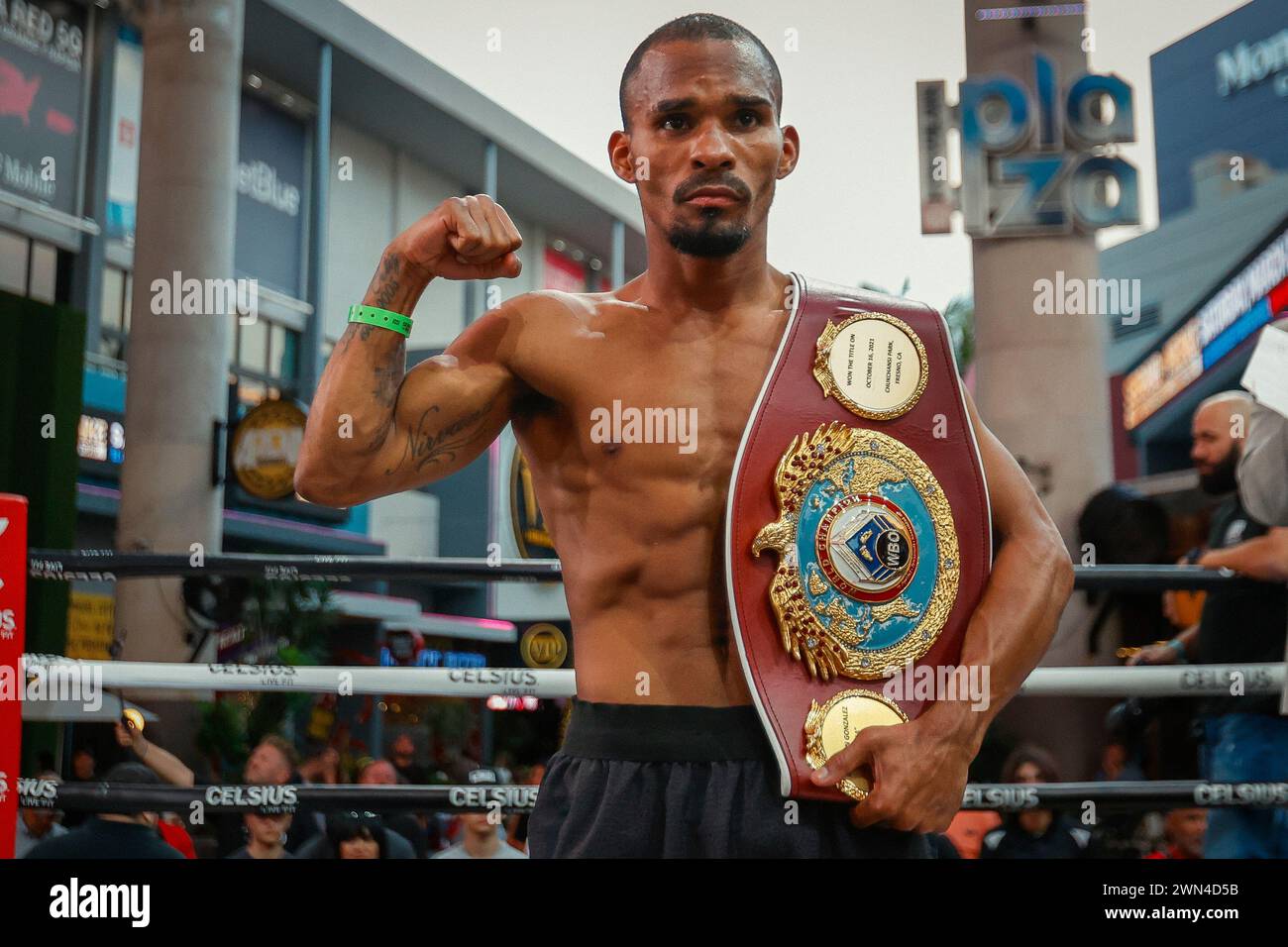SAN JUAN, PUERTO RICO The minimum weight champion of the World Boxing ...