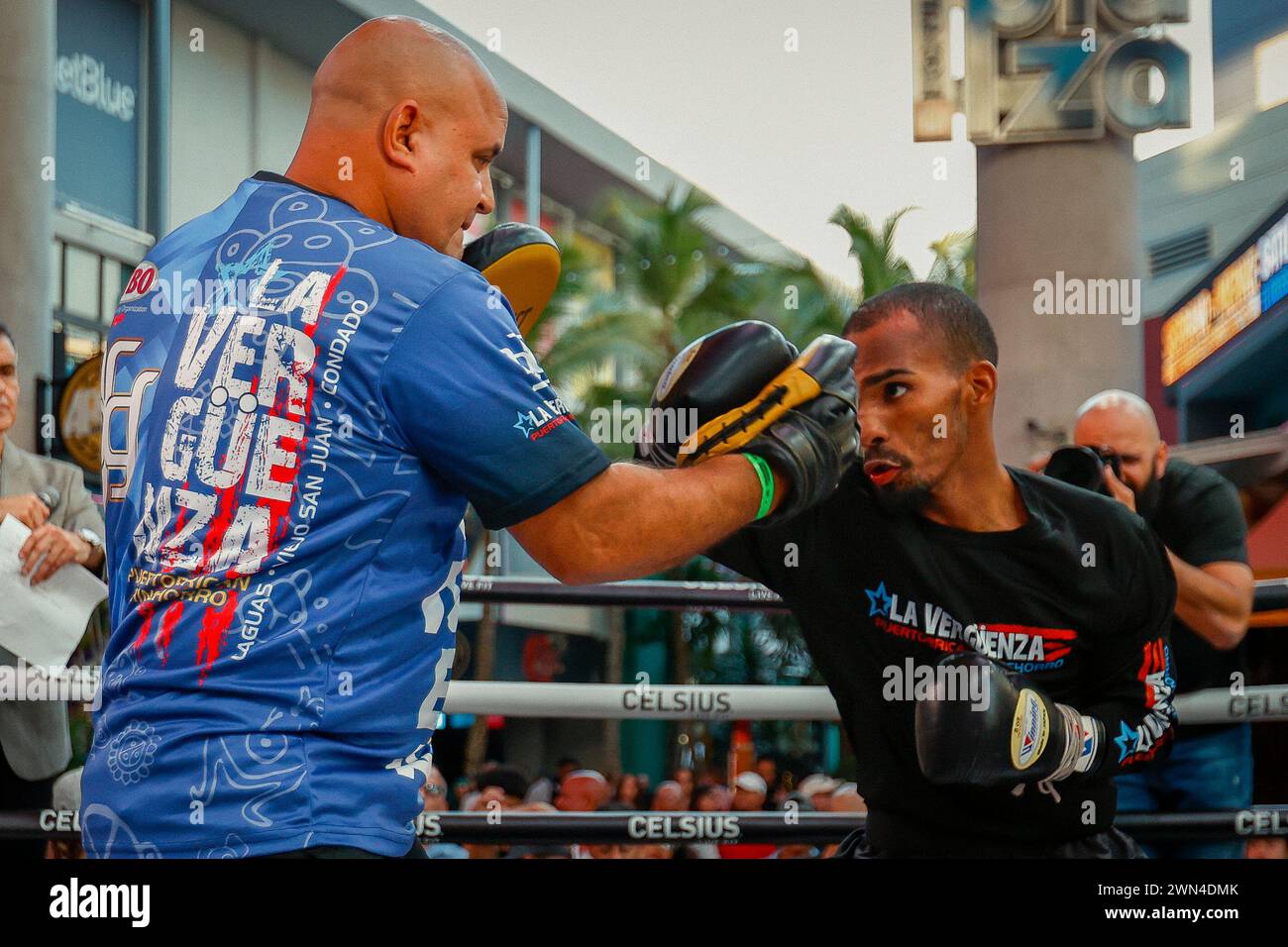 SAN JUAN, PUERTO RICO The minimum weight champion of the World Boxing ...