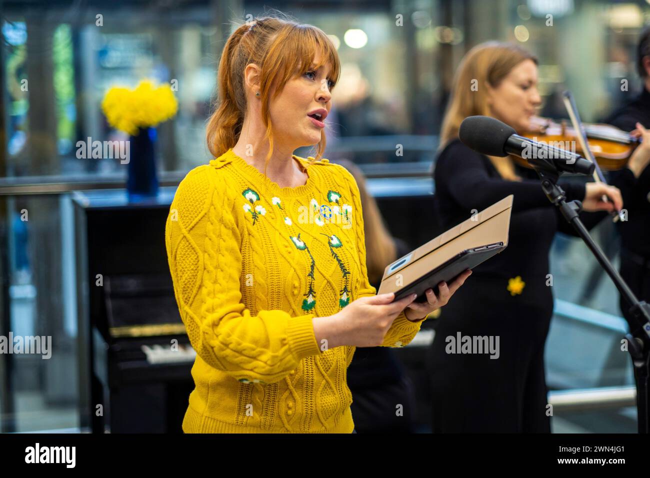 Pie jesu hi-res stock photography and images - Alamy