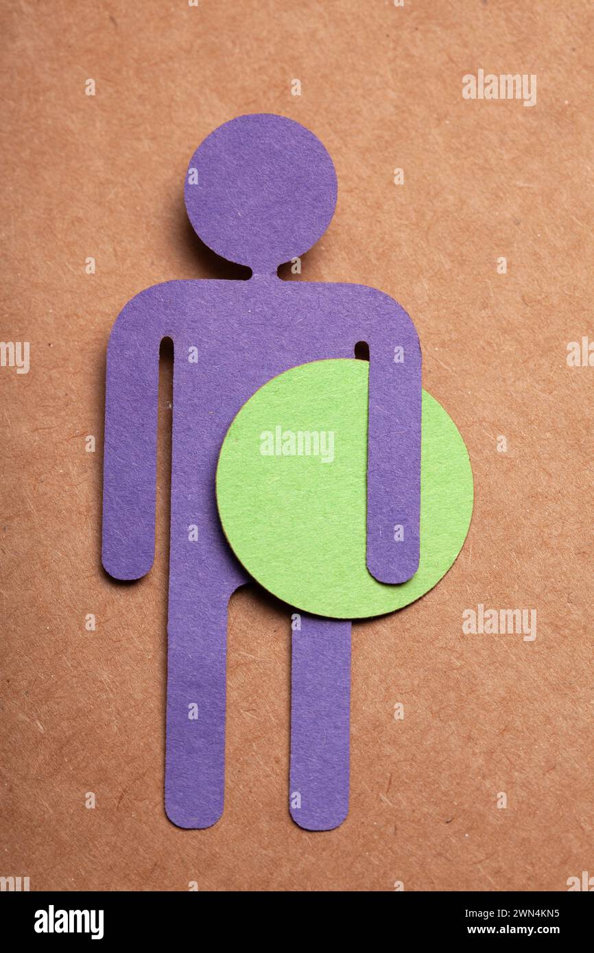 new target, paper cut person holding big green dot Stock Photo - Alamy