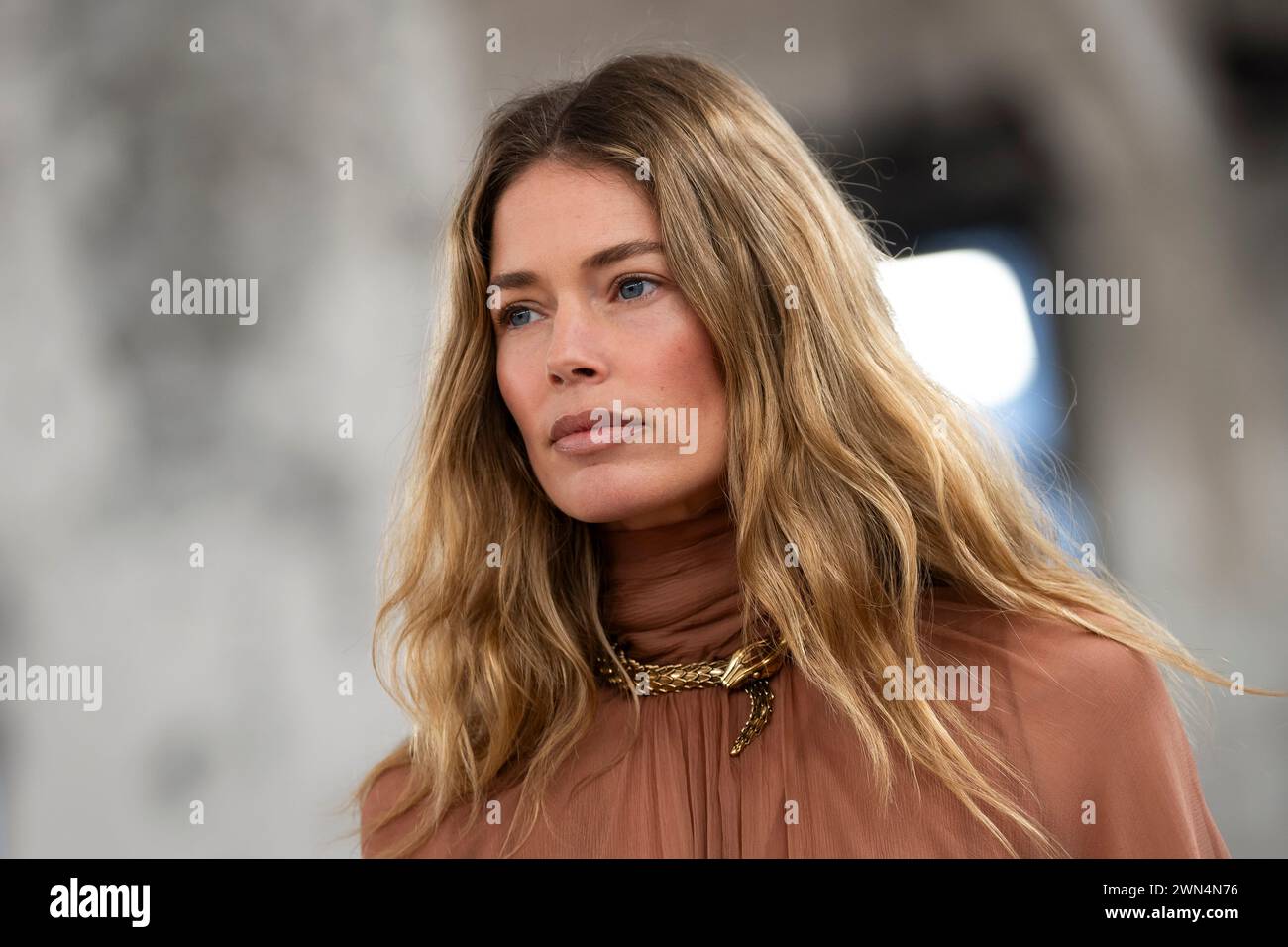 Doutzen Kroes wears a creation as part of the Chloe Fall/Winter 2024 ...