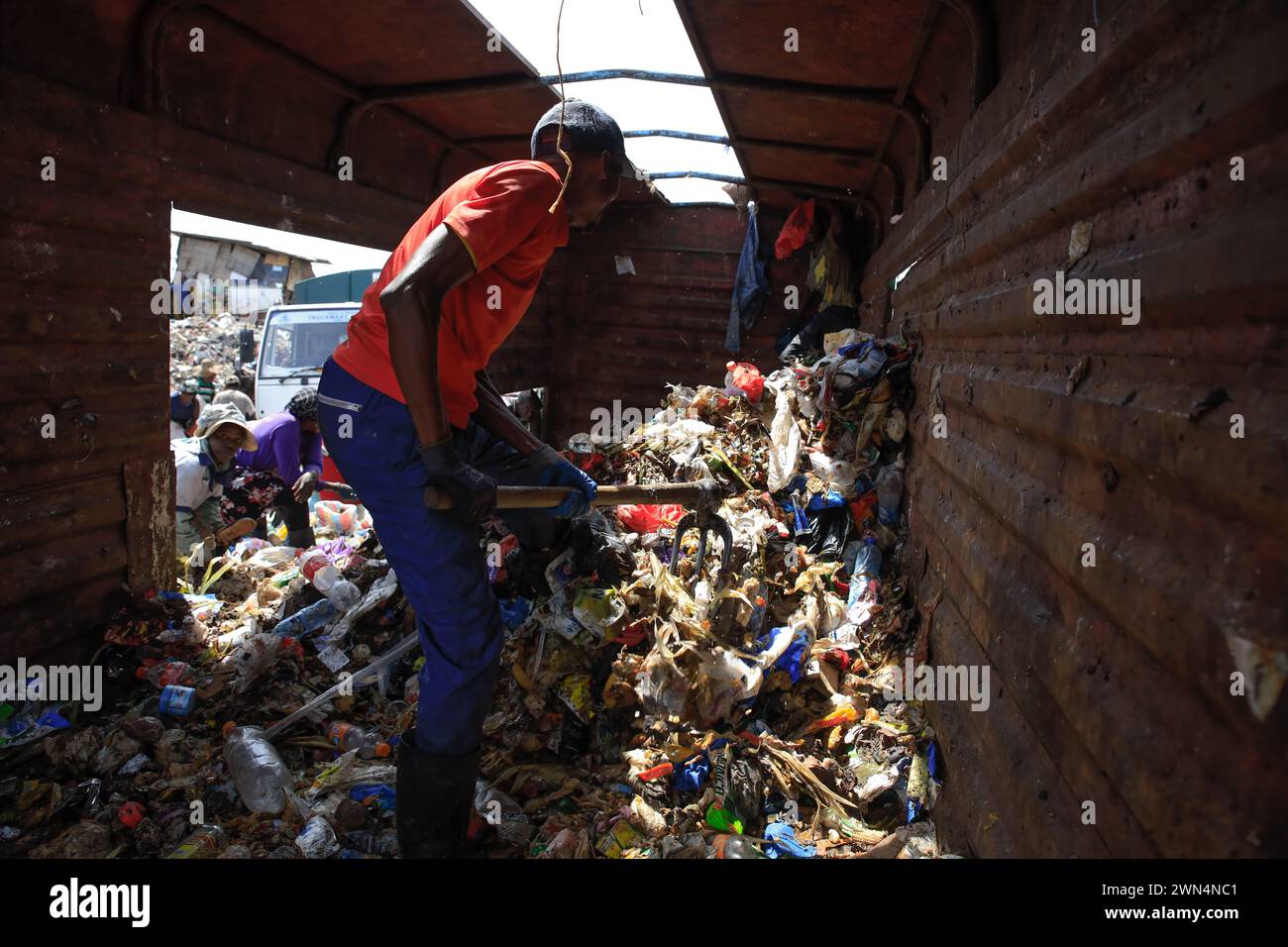 Dandora landfill hi-res stock photography and images - Alamy