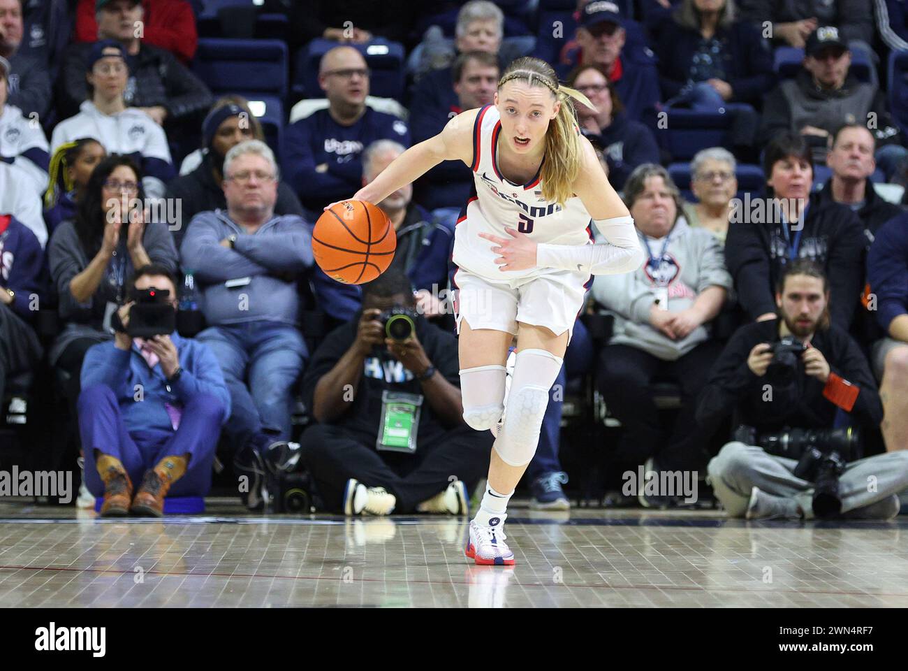 STORRS, CT - FEBRUARY 28: UConn Huskies guard Paige Bueckers (5) fast ...