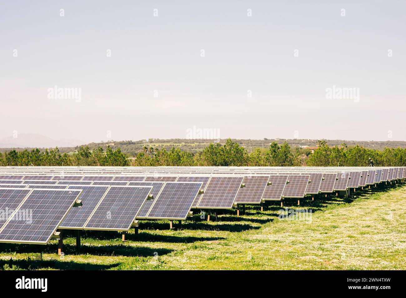 Solar panels in space hi-res stock photography and images - Alamy