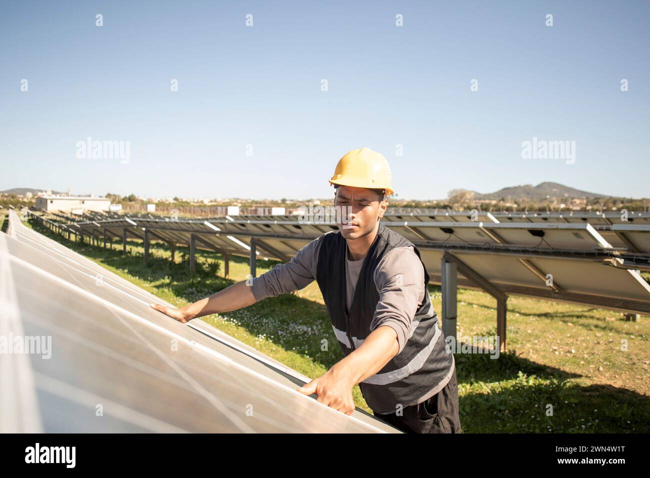 Solar maintenance hi-res stock photography and images - Alamy
