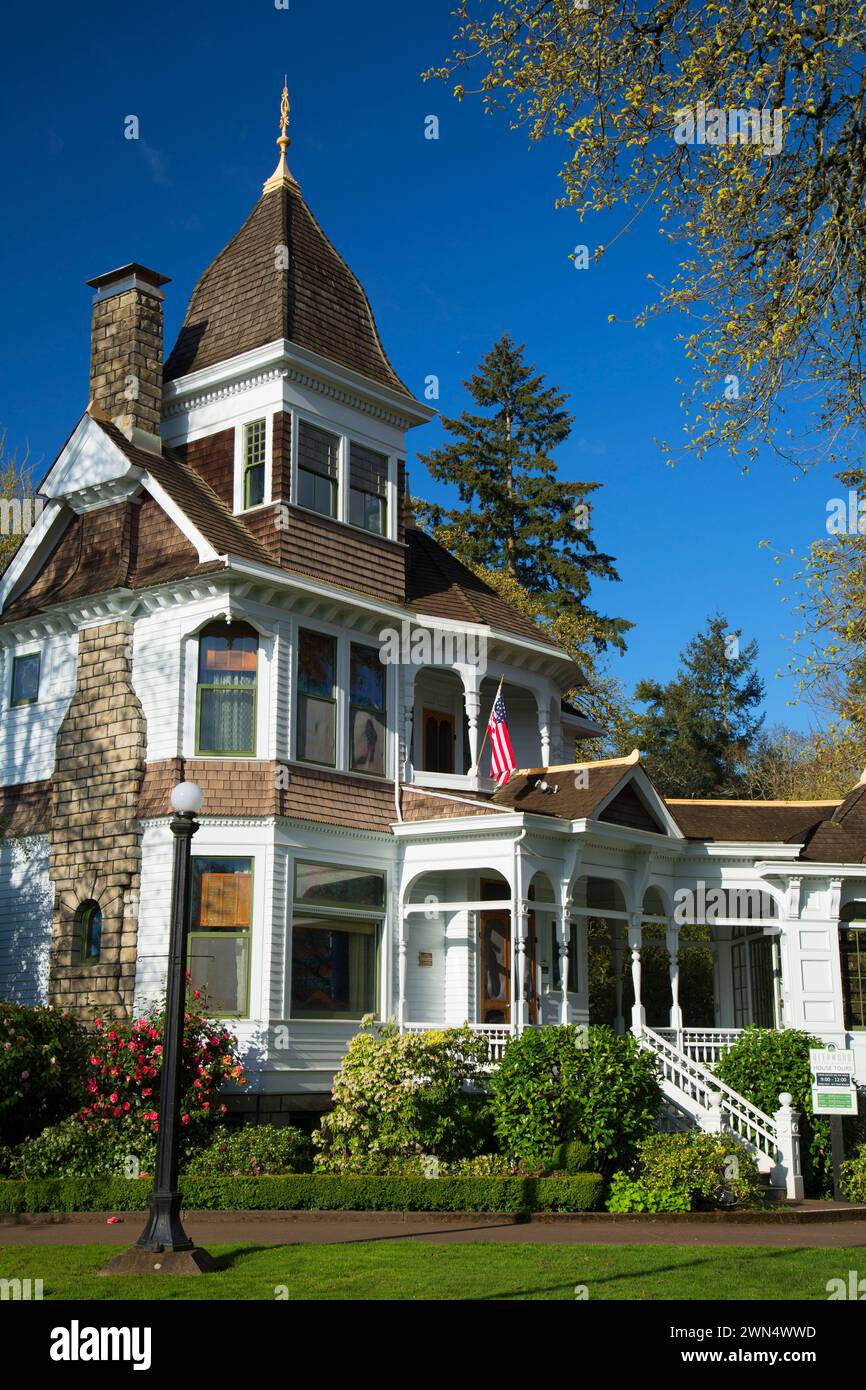 Historic deepwood estate hi-res stock photography and images - Alamy