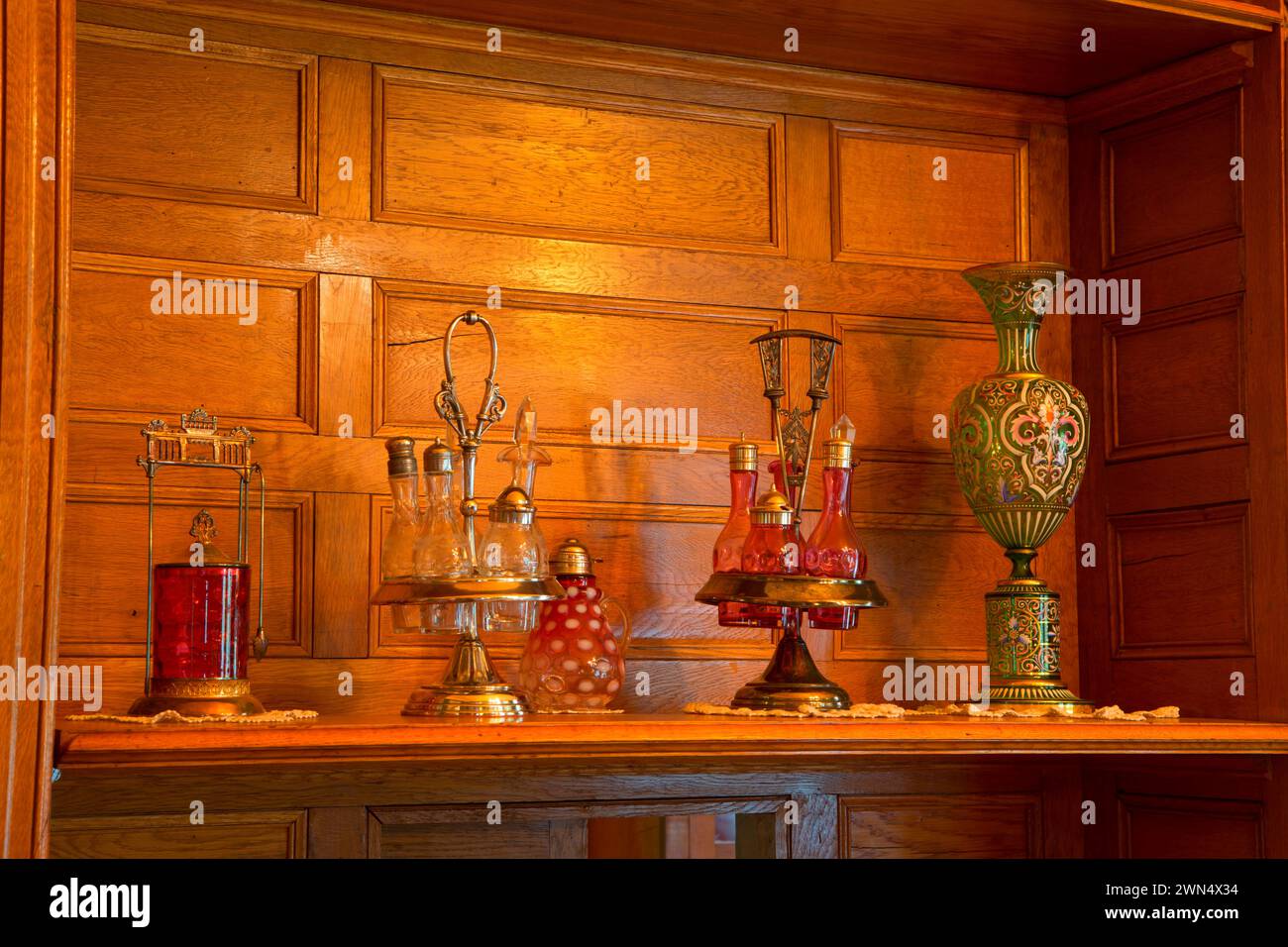 Deepwood estate house hi-res stock photography and images - Alamy