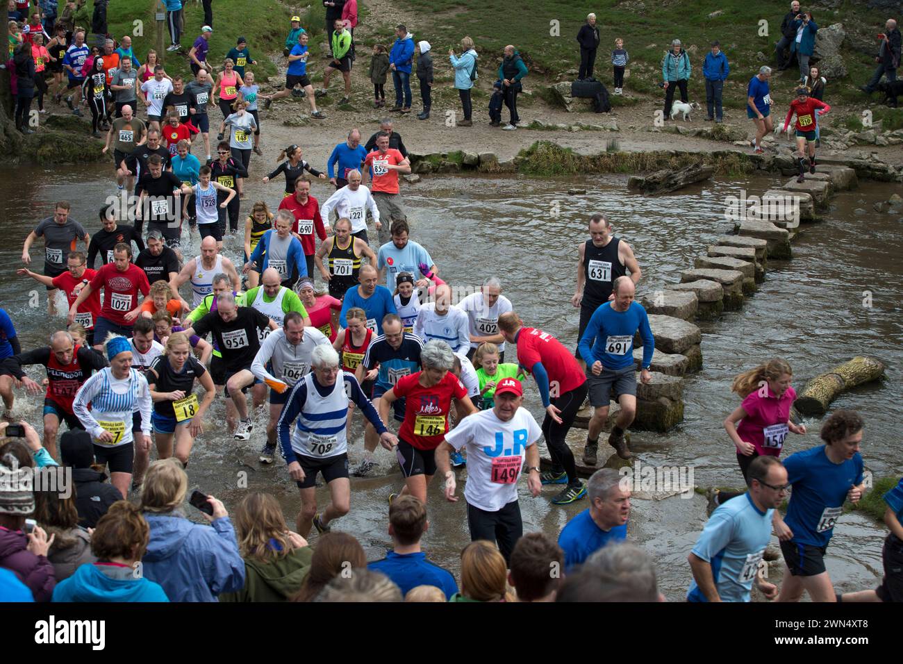 Dove dale dash hi-res stock photography and images - Alamy