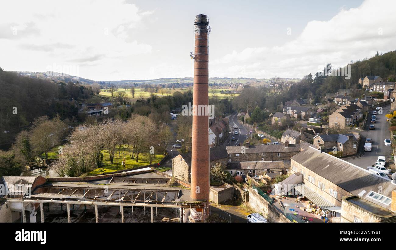 01/04/22 Steeplejacks scale the 43 metre-high Milford Mill chimney to ...