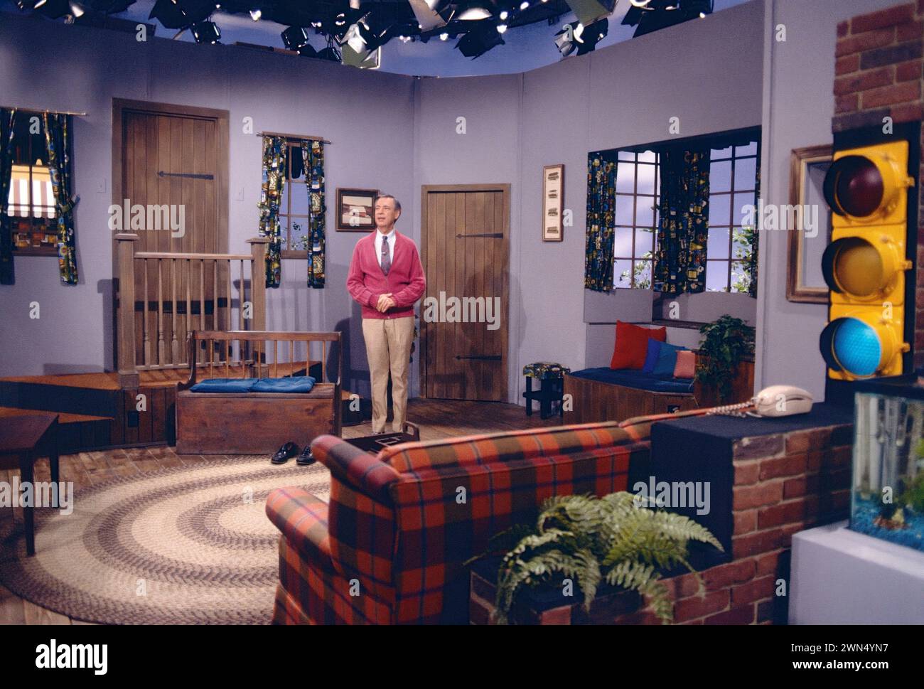 FRED ROGERS OF PUBLIC TV'S "MISTER ROGERS' NEIGHBORHOOD Stock Photo - Alamy