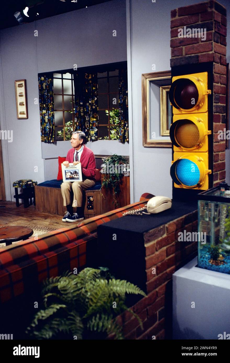 FRED ROGERS OF PUBLIC TV'S "MISTER ROGERS' NEIGHBORHOOD Stock Photo - Alamy