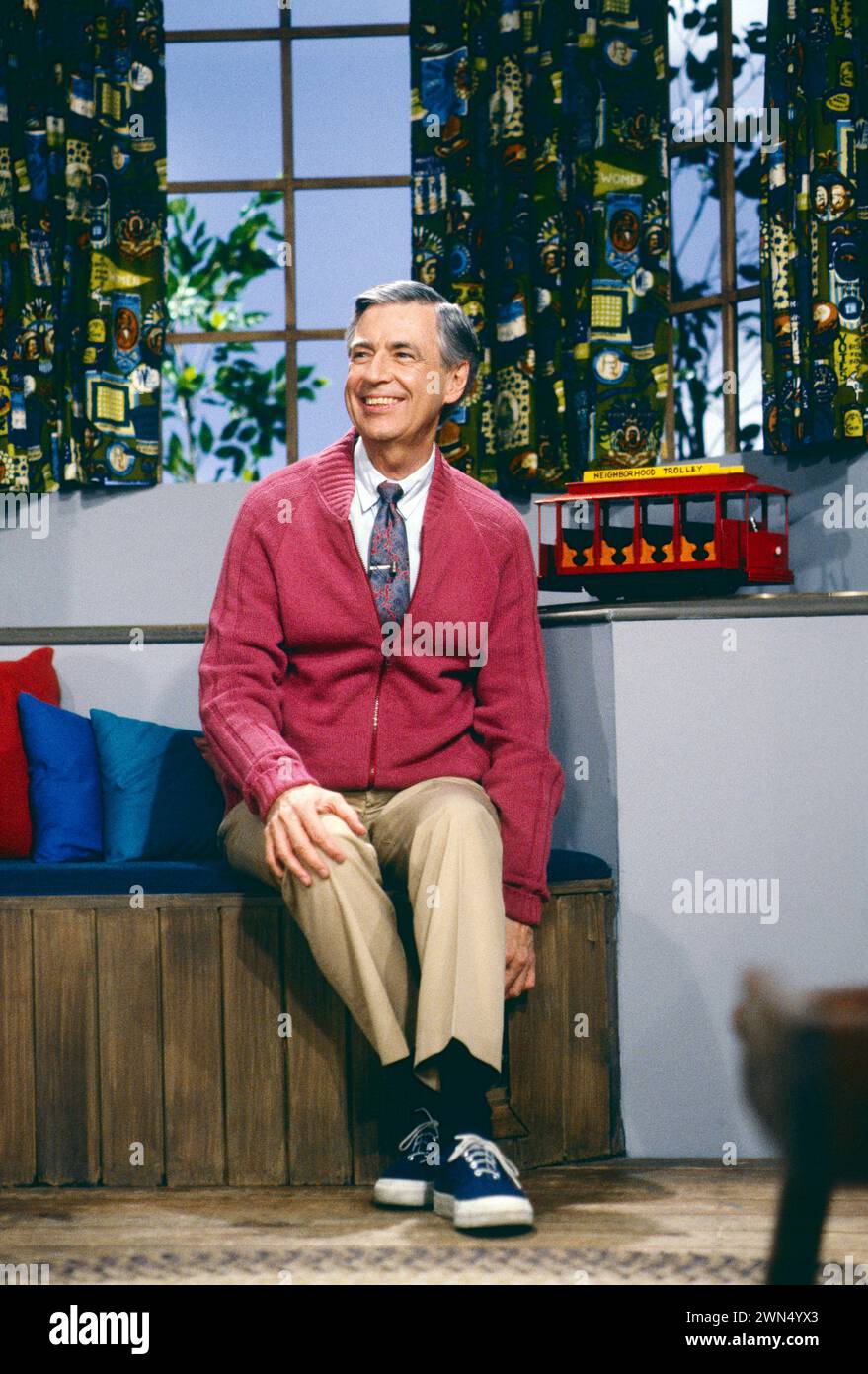FRED ROGERS OF PUBLIC TV'S "MISTER ROGERS' NEIGHBORHOOD Stock Photo - Alamy