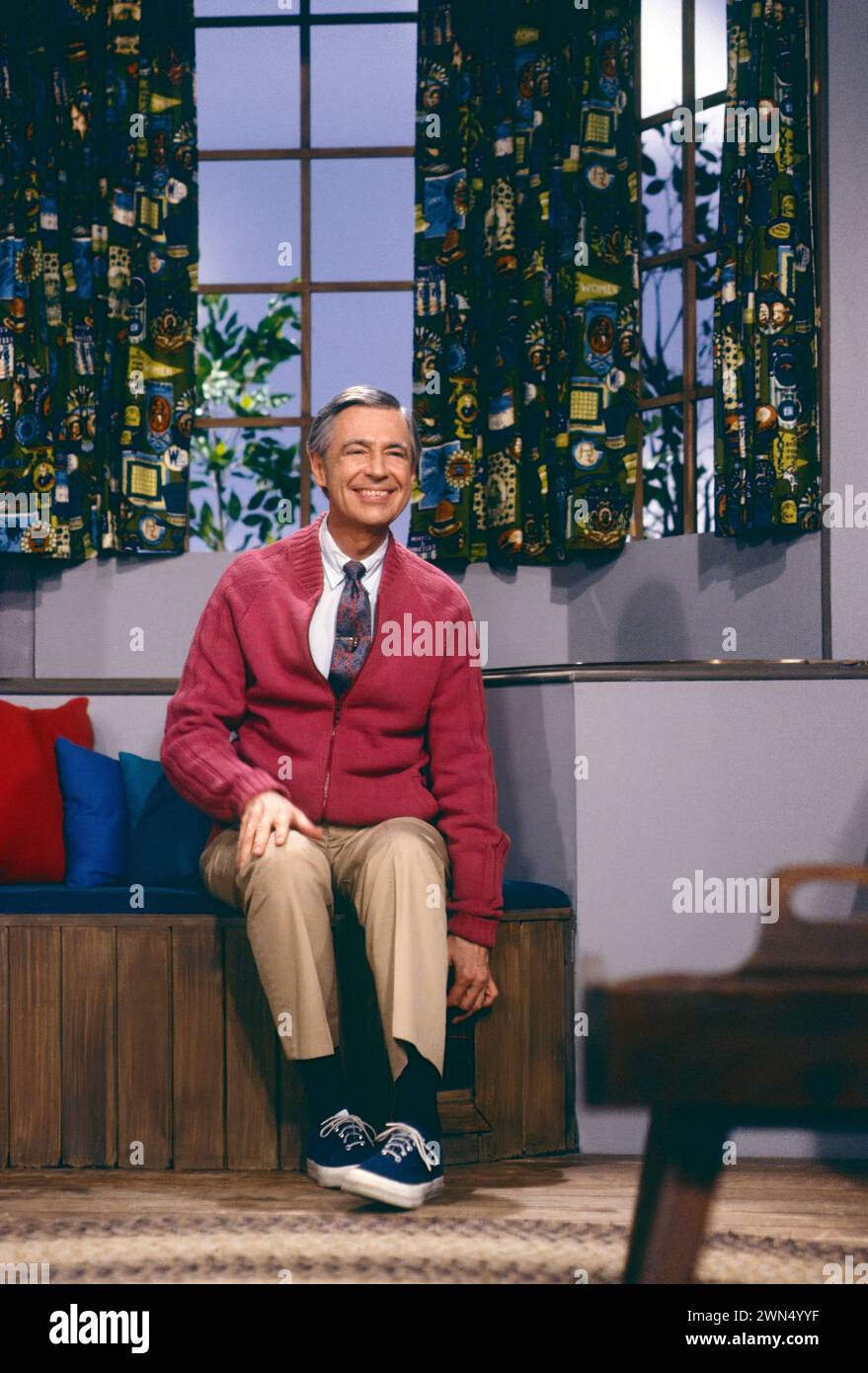 Mister rogers icon hi-res stock photography and images - Alamy