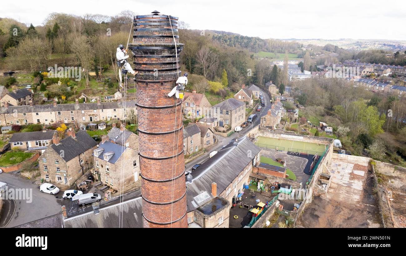 01/04/22 Steeplejacks scale the 43 metre-high Milford Mill chimney to ...